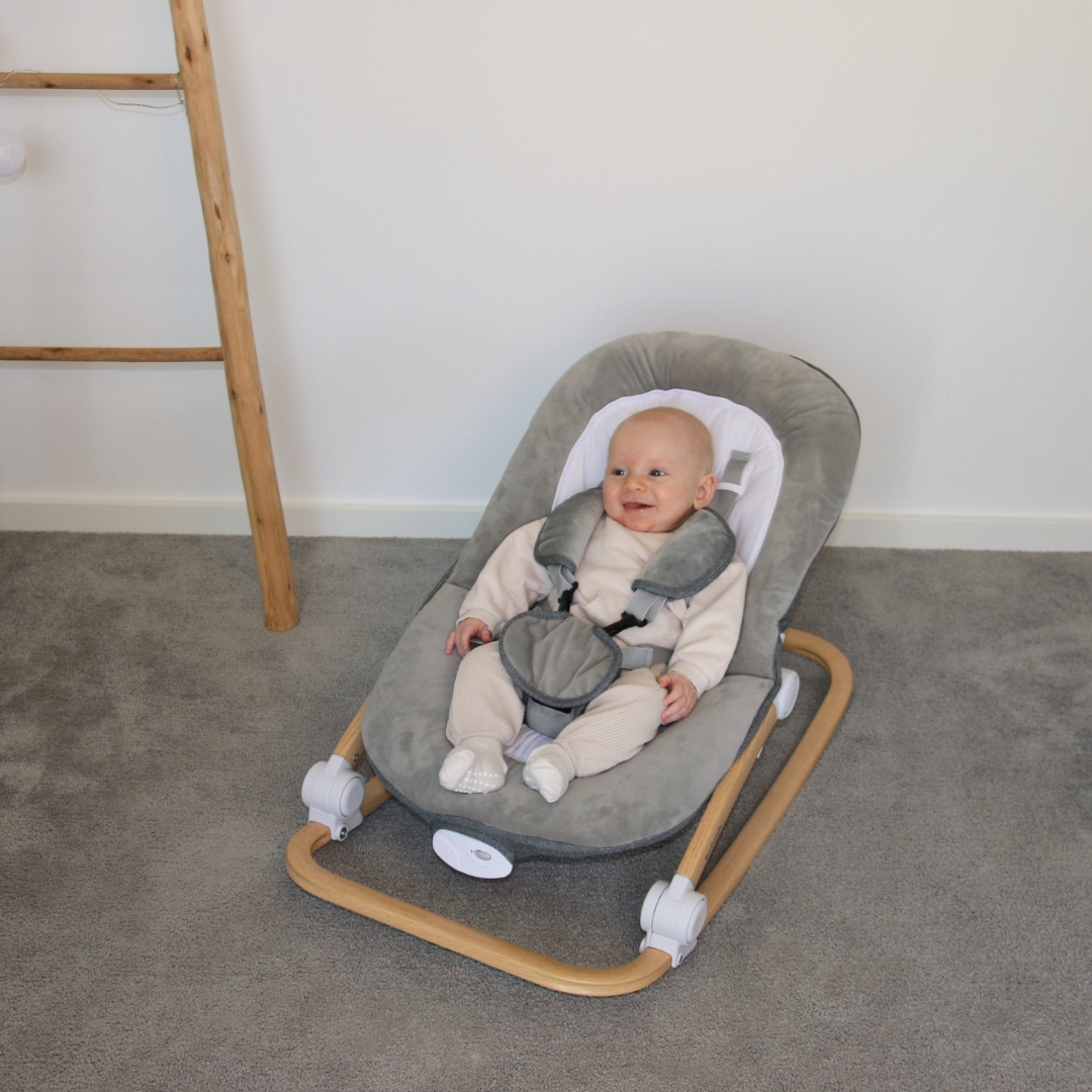 B-Rocker Pure White (0 - 18kg) - Bouncer - Bo Jungle